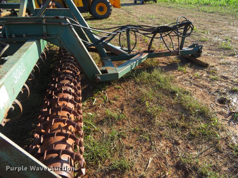 Greenline P3032 packer in Anthony, KS | Item DE6496 sold | Purple Wave