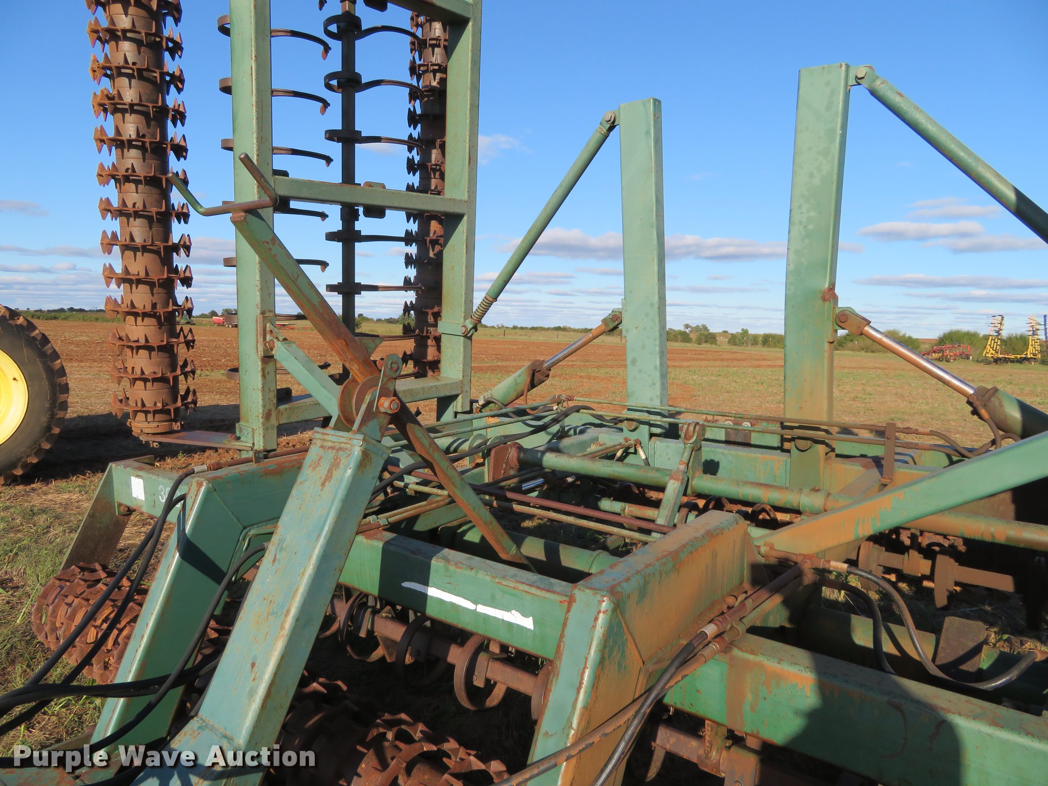 Greenline P3032 packer in Anthony, KS | Item DE6496 sold | Purple Wave