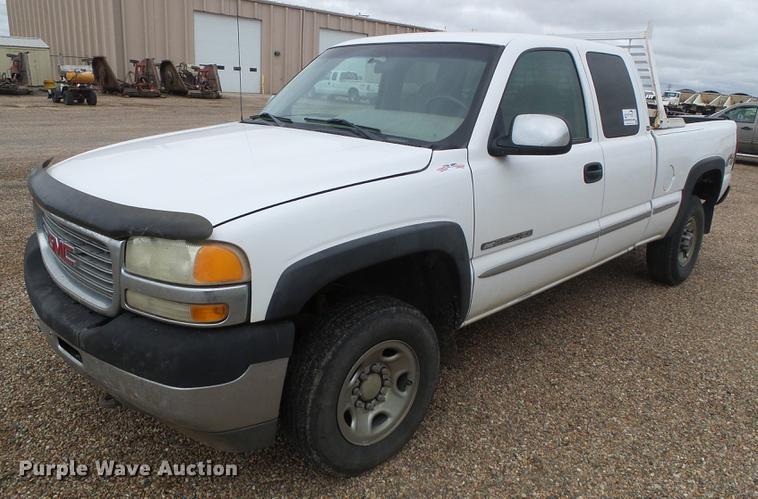 2001 GMC Sierra 2500HD SLE Ext. Cab pickup truck in Ulysses, KS | Item ...