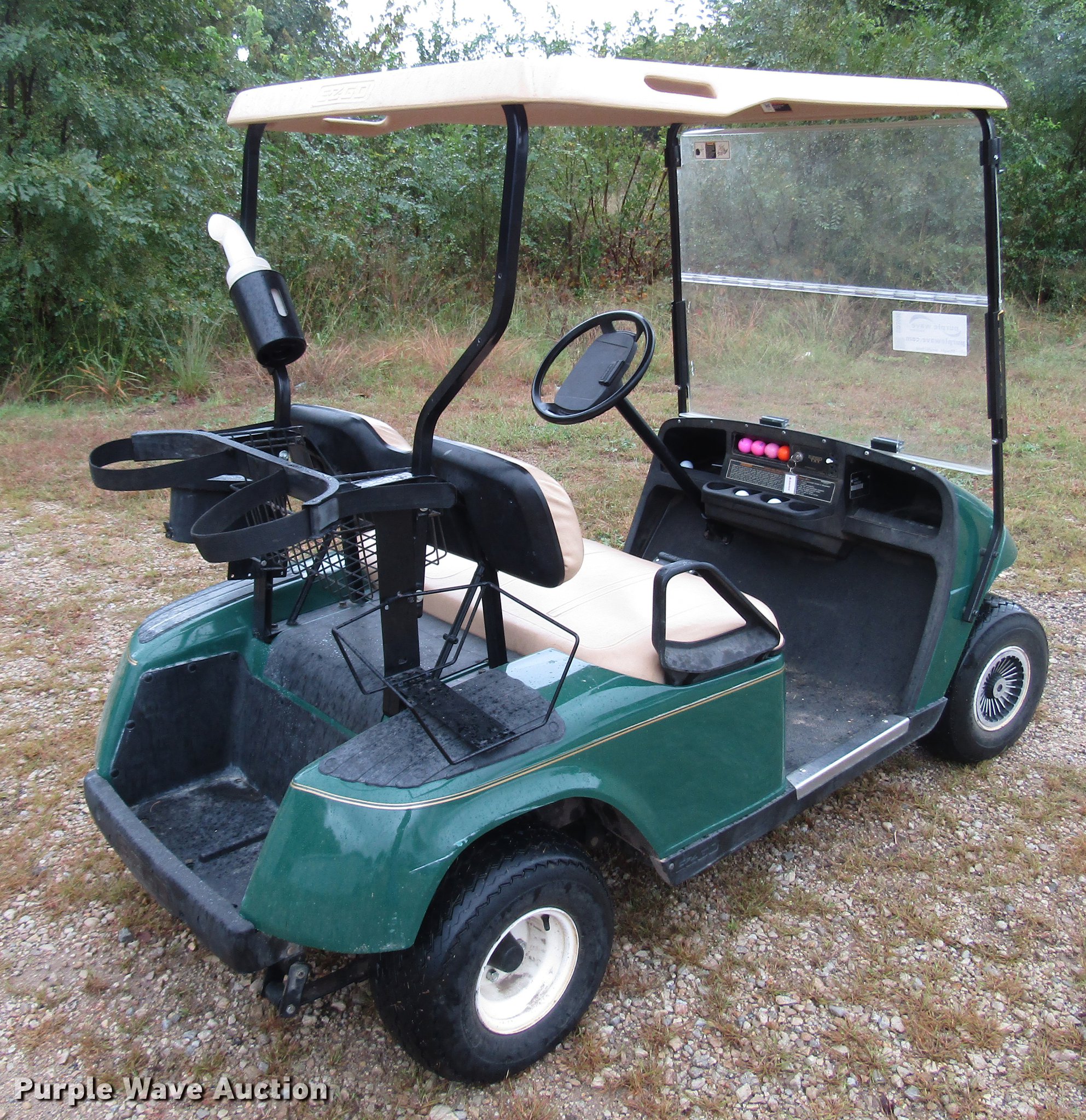 2002 EZ GO TXT golf cart in Abilene, KS | Item DD3696 sold | Purple Wave