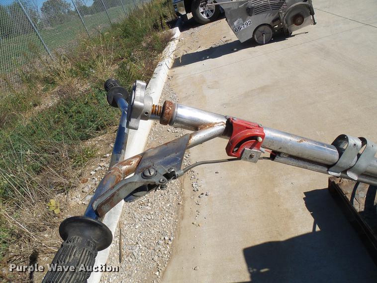 Multi Quip power trowel in Columbia, MO | Item DE5300 sold | Purple Wave