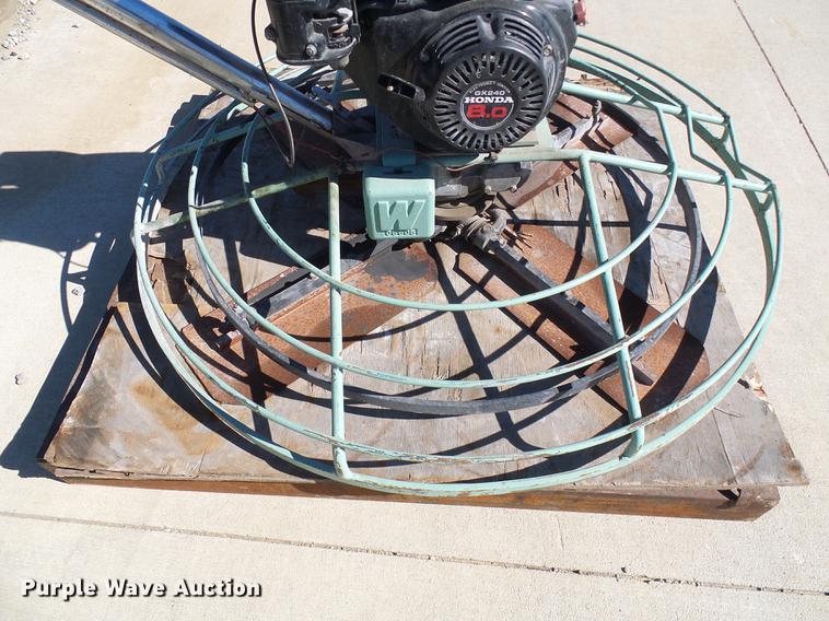 Multi Quip power trowel in Columbia, MO | Item DE5300 sold | Purple Wave