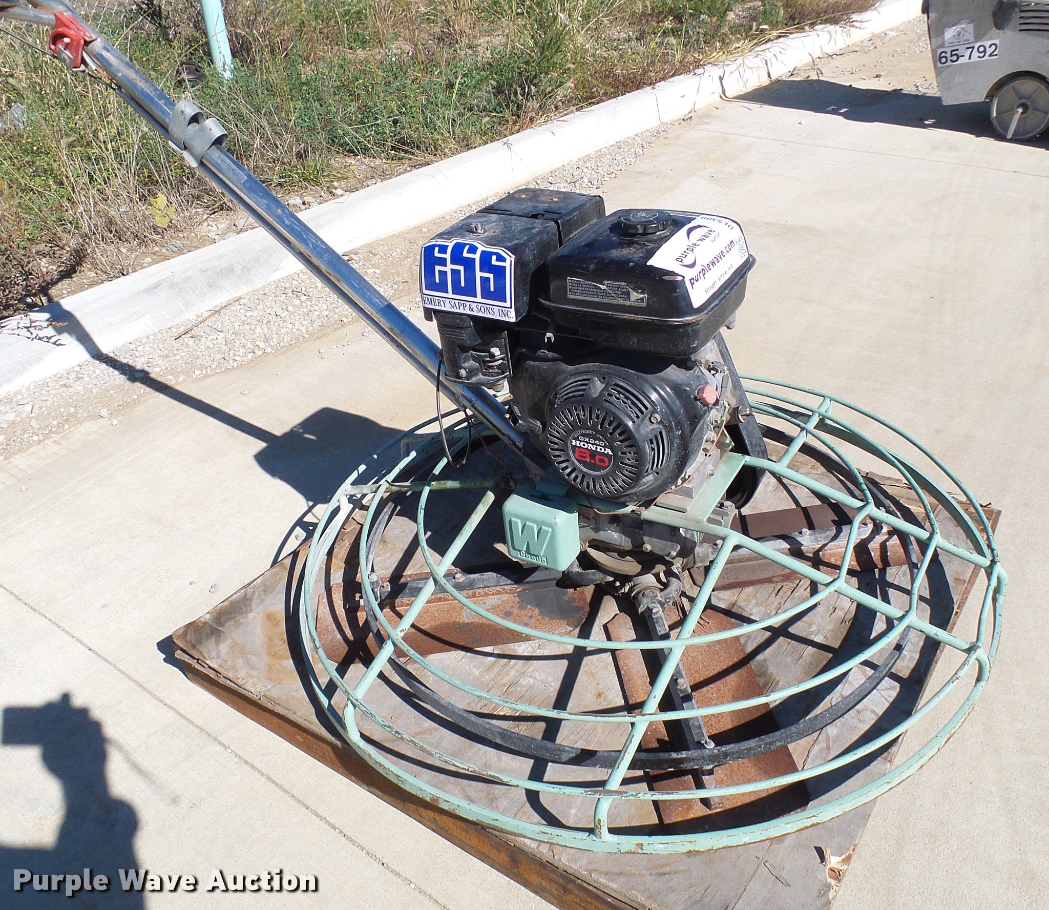 Multi Quip power trowel in Columbia, MO | Item DE5300 sold | Purple Wave