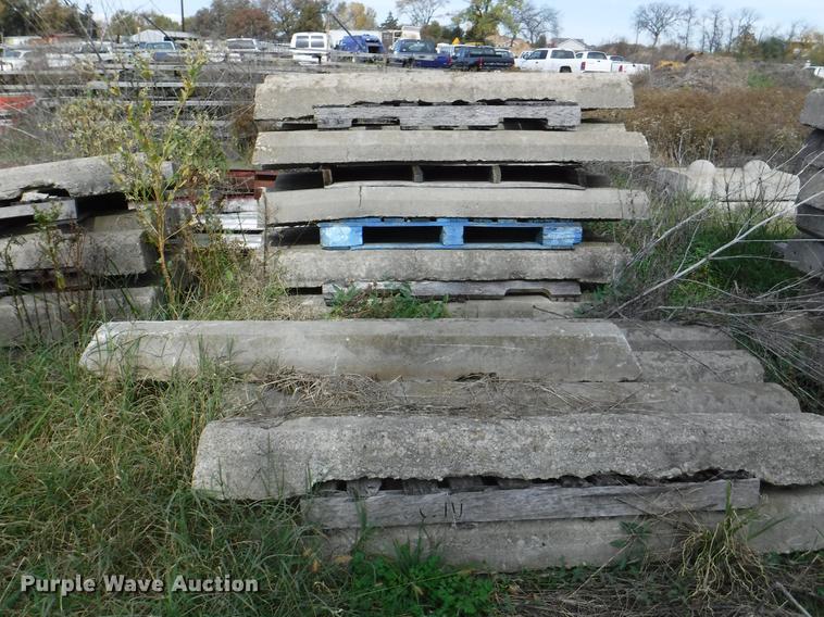 Approximately 300 concrete bumper blocks in Topeka, KS | Item FS9425 ...
