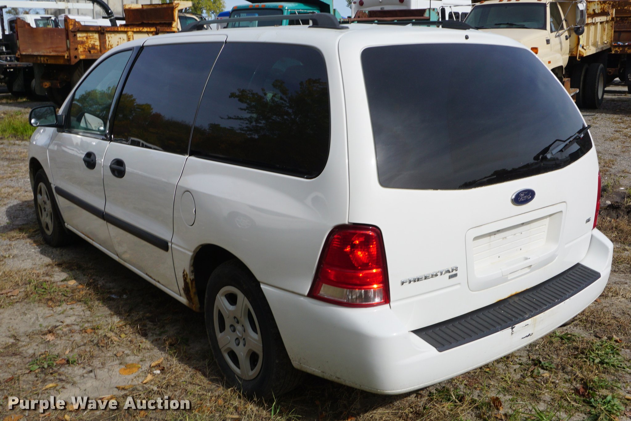 2007 Ford Freestar van in Kansas City, KS | Item DF1512 sold | Purple Wave
