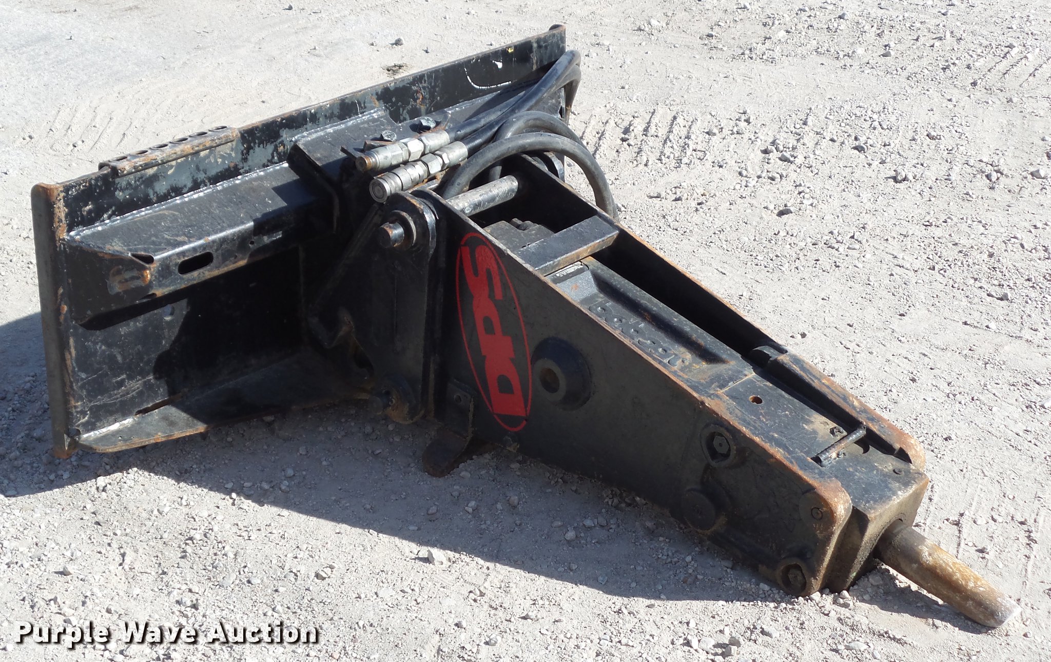 Bobcat 2570 breaker in Anita, IA | Item DZ9488 for sale | Purple Wave