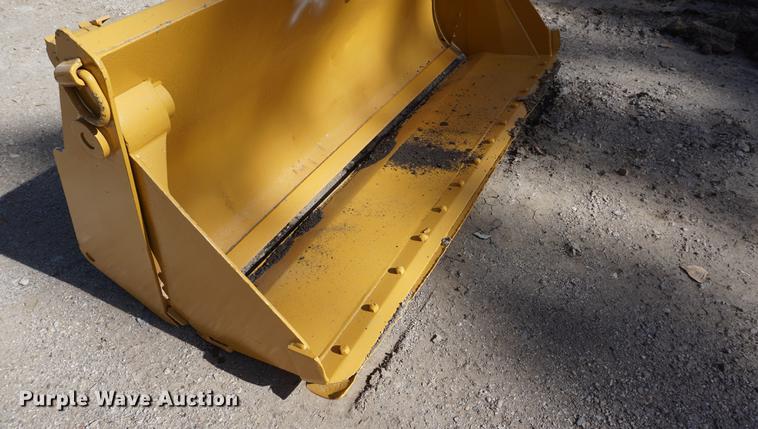 ACS four in one loader bucket in Kansas City, KS | Item EU9174 sold ...