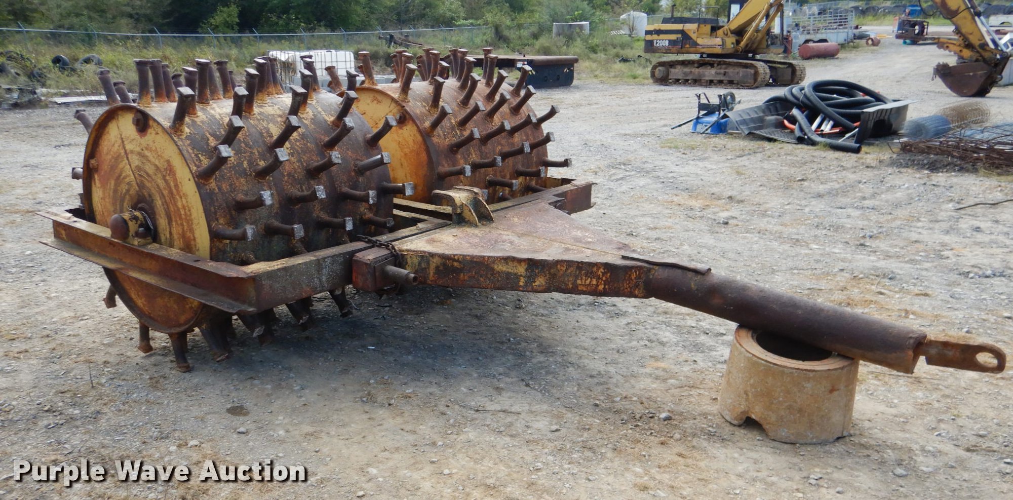 Sheepsfoot roller in Alderson, OK | Item DF2015 sold | Purple Wave