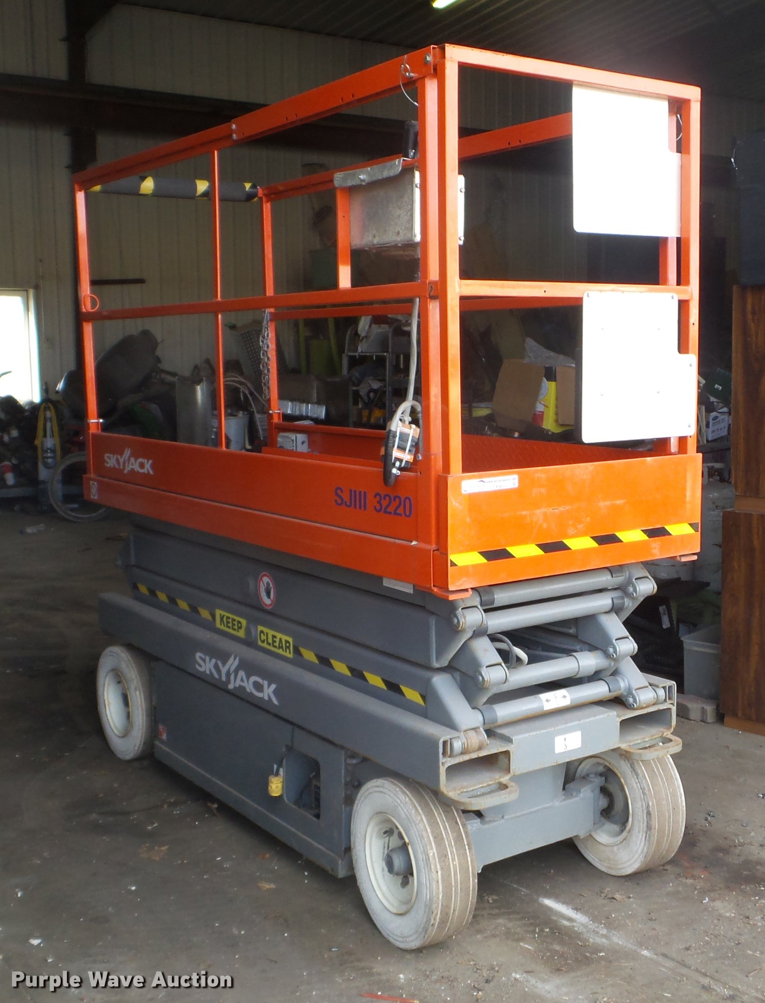Skyjack SJIII 3220 scissor lift in Rochester, MN | Item DX9637 sold ...