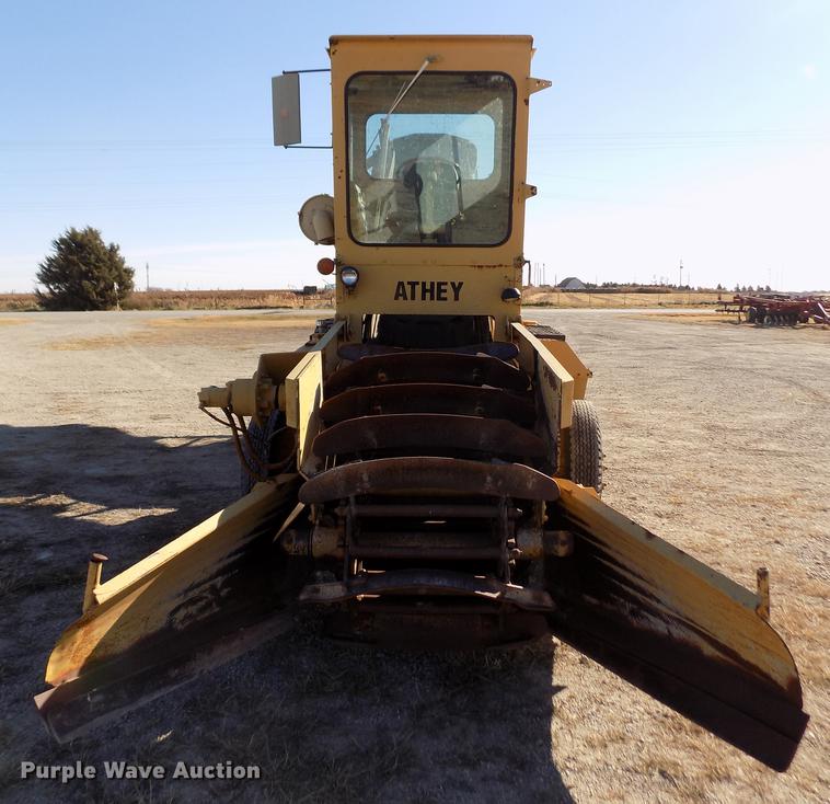 1986 Athey 7-12 Force Feed loader in Plainville, KS | Item DY9151 sold ...