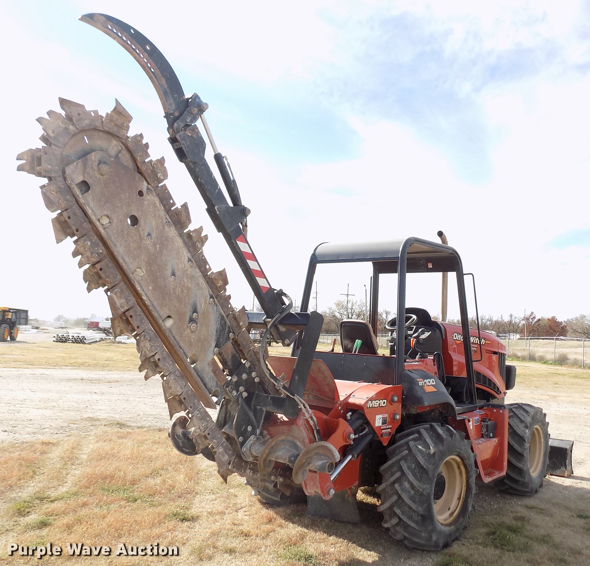 2014 Ditch Witch RT100 trencher in Plainville, KS | Item DY9113 sold ...