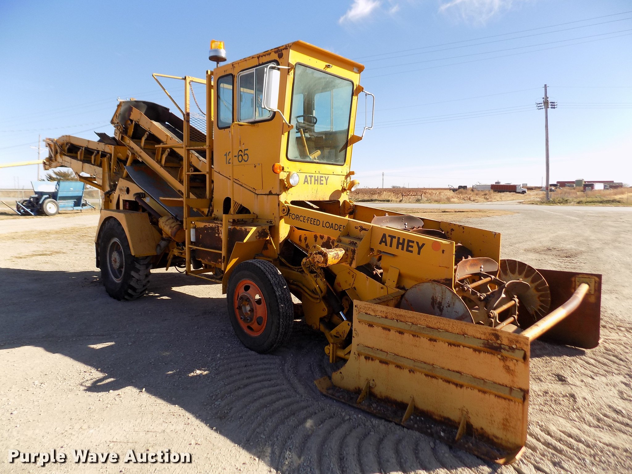 Athey 7-12 Force Feed loader in Plainville, KS | Item DY9155 sold ...