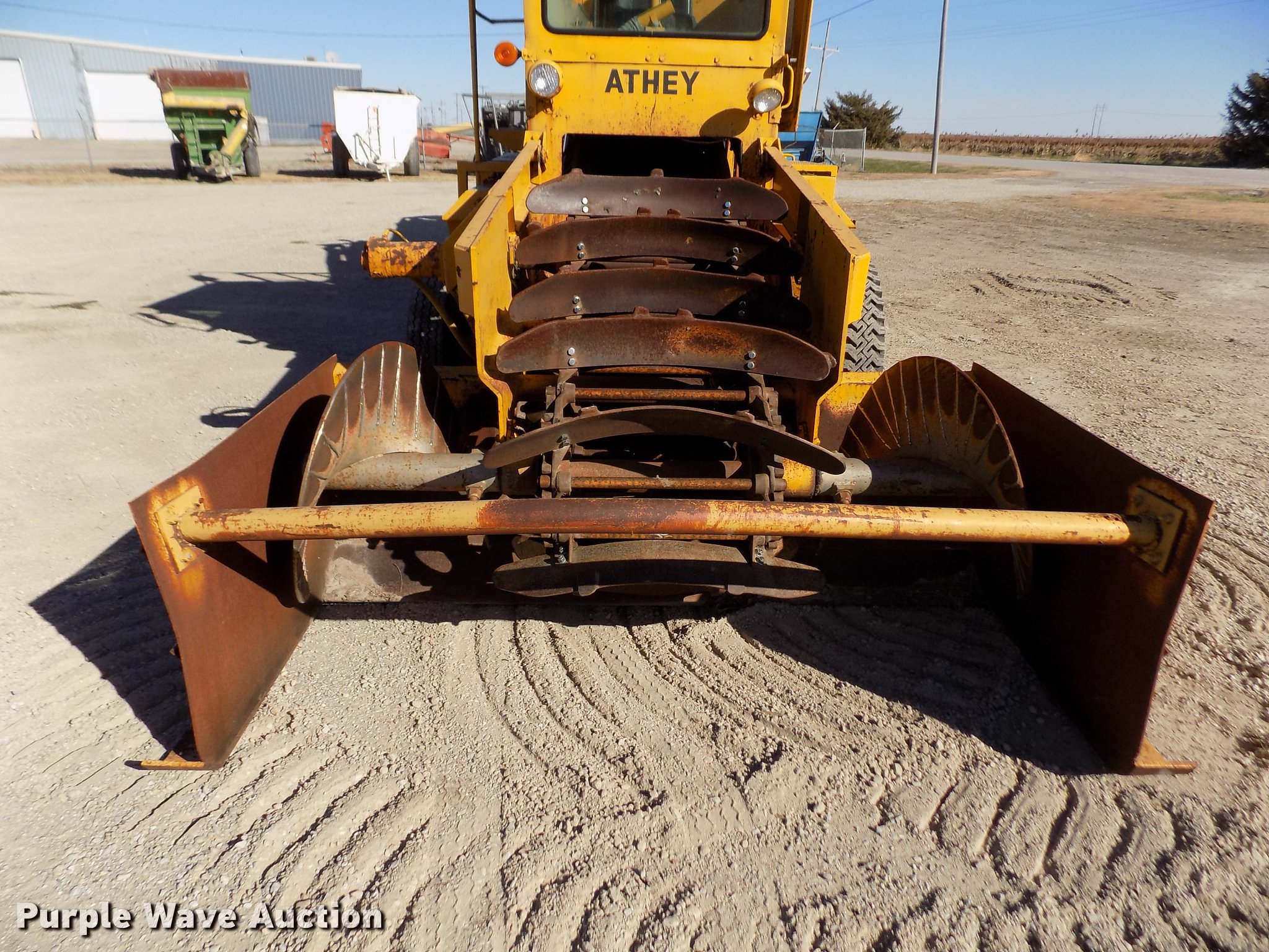 Athey 7-12 Force Feed loader in Plainville, KS | Item DY9155 sold ...