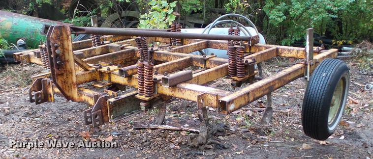 Taylor-Way 600054 chisel plow in Fenton, MO | Item DE4942 sold | Purple ...