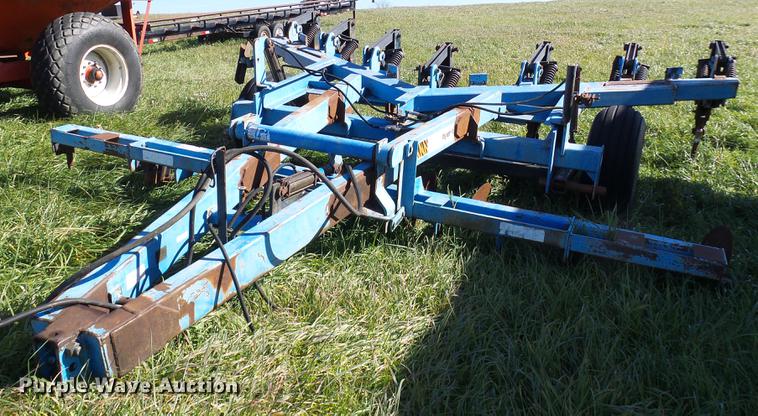 DMI Tiger two disk ripper in Unionville, MO | Item DE5331 sold | Purple ...