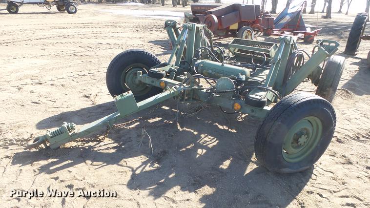 Military dolly set/lift in Kinsley, KS | Item FI9385 sold | Purple Wave