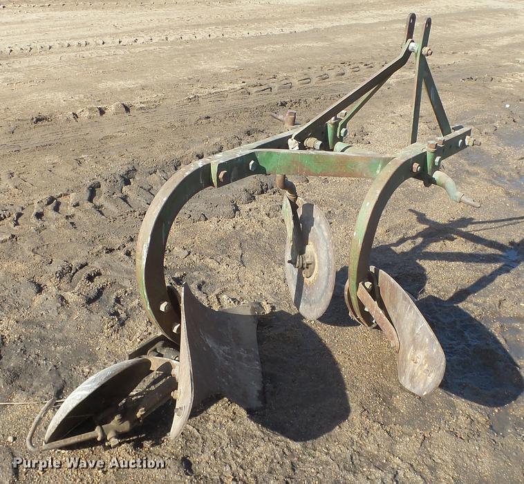 Ferguson two bottom plow in Kinsley, KS | Item FI9394 sold | Purple Wave