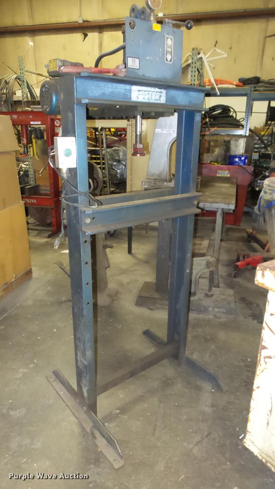 Foster press in Reno, NV | Item FI9254 sold | Purple Wave