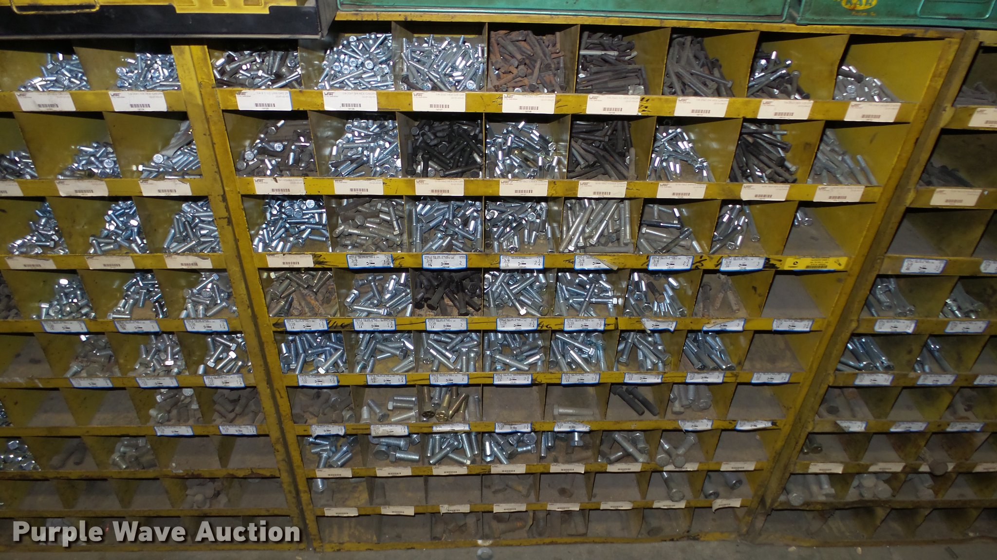 Hardware and bins in Reno, NV | Item FI9258 sold | Purple Wave