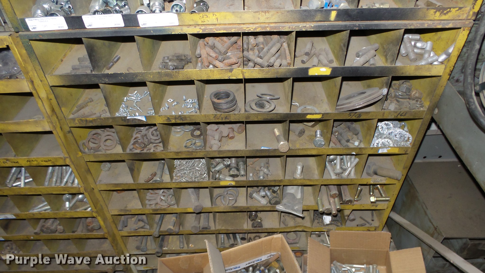Hardware and bins in Reno, NV | Item FI9258 sold | Purple Wave