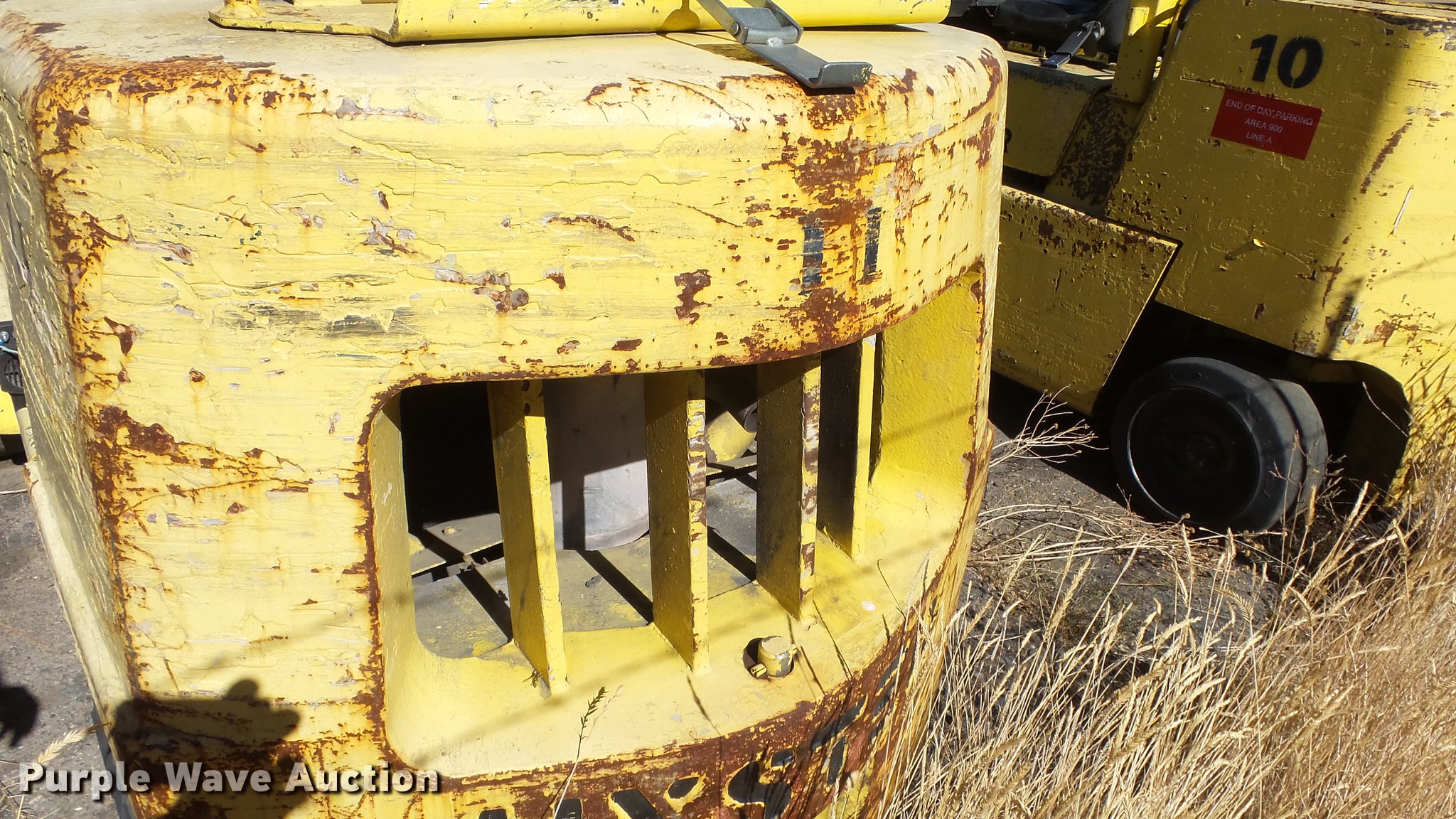 Hyster S80XL forklift in Reno, NV | Item FQ9368 sold | Purple Wave