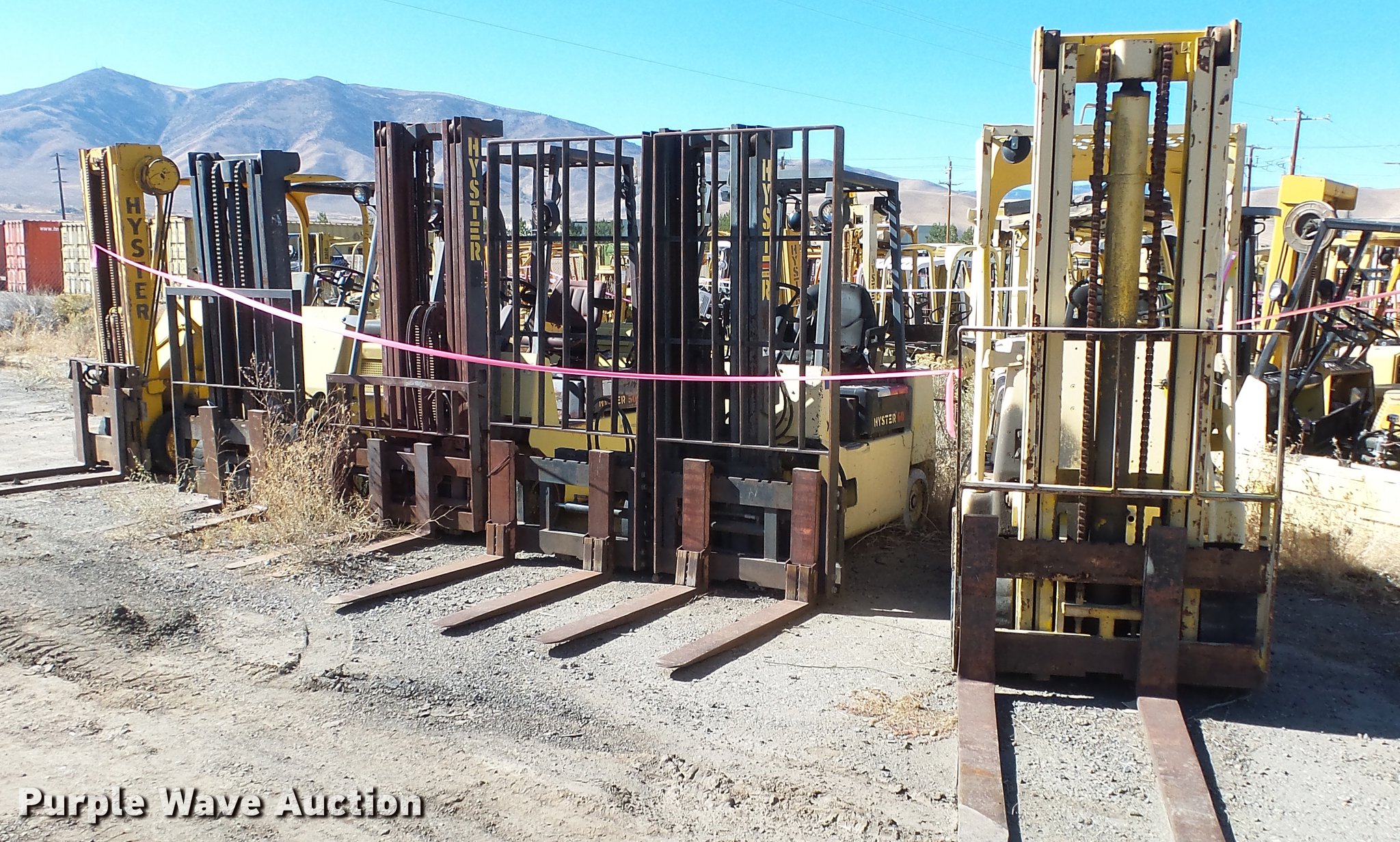 (5) Hyster salvage forklifts in Reno, NV | Item FS9762 sold | Purple Wave