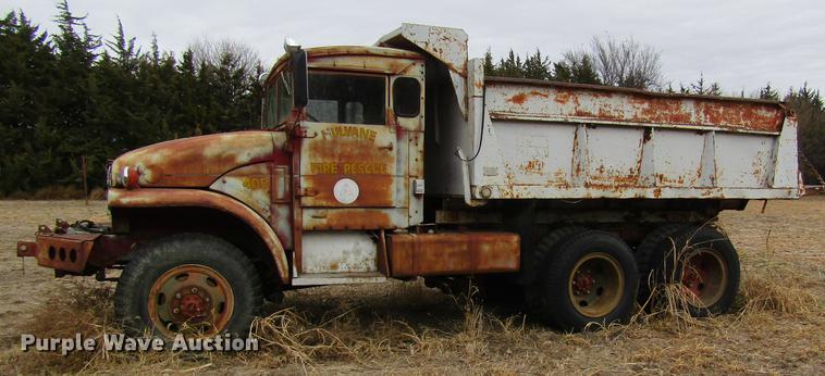 1952 GMC M135 dump truck in Hays, KS | Item DB4905 sold | Purple Wave