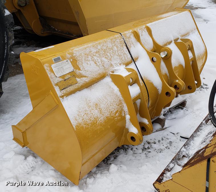 Caterpillar 420D/E backhoe loader bucket in Kansas City, MO | Item ...