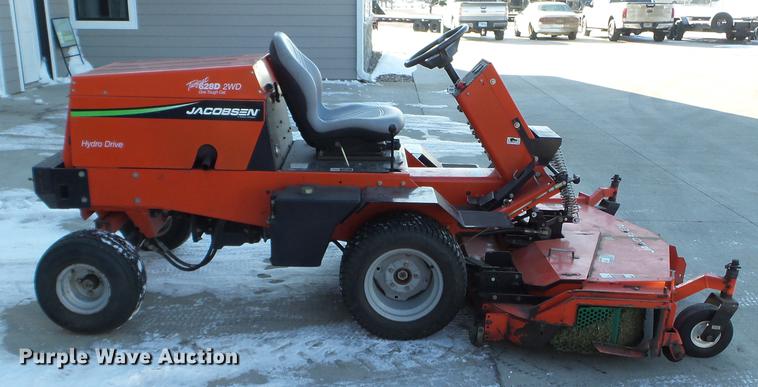 Jacobsen Turfcat 628D lawn mower in Harrisburg, SD | Item EW9818 sold ...