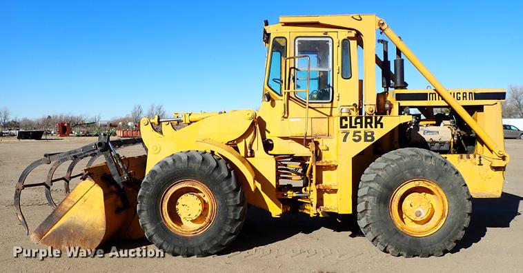 Clark 75B wheel loader in Kinsley, KS | Item EM9389 sold | Purple Wave