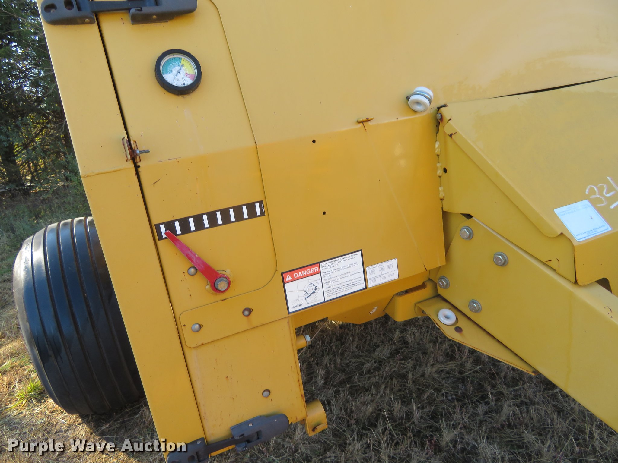 2006 Vermeer 605M round baler in Conway Springs, KS | Item BU9983 sold ...