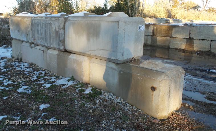 (20) concrete locking blocks in O'Fallon, MO | Item DE4997 sold ...