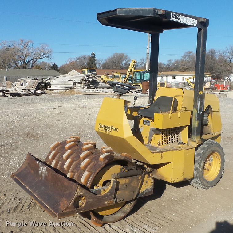 Superpac 400P single drum vibratory roller in Halstead, KS | Item ...