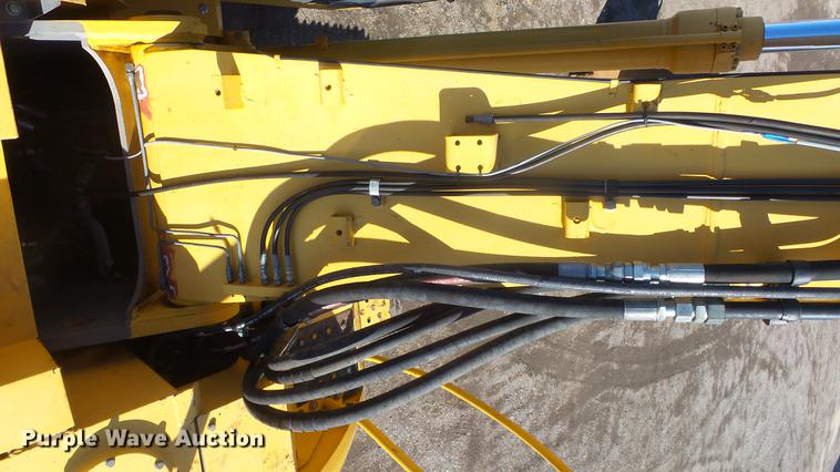 2005 John Deere 225C LC excavator in Valley Center, KS | Item DG2823 ...