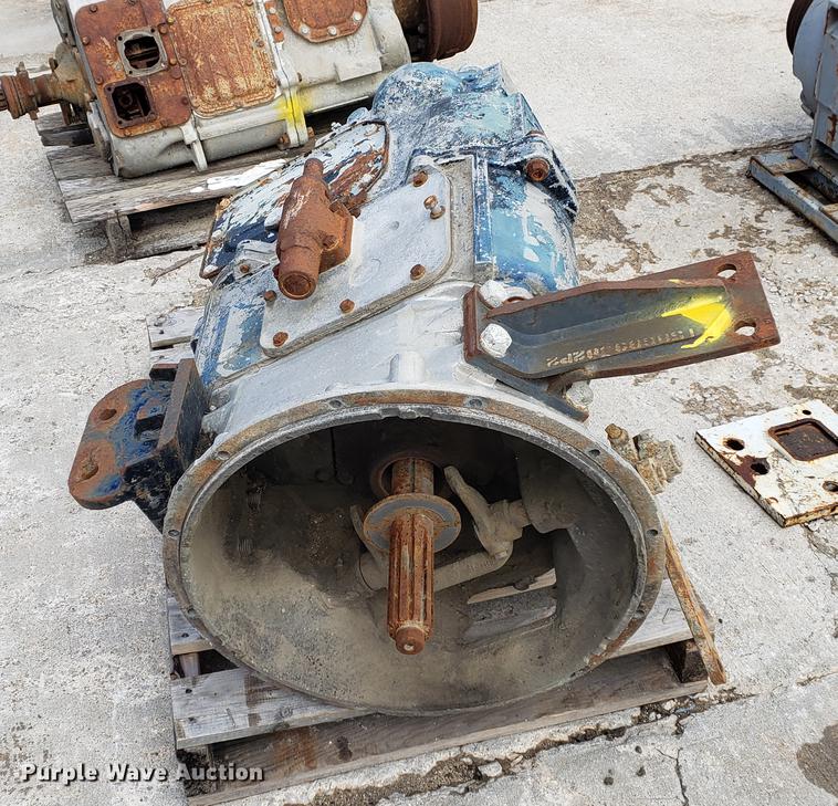 (3) Mack Maxitorque manual transmission in Liberty, MO | Item EF9949 ...