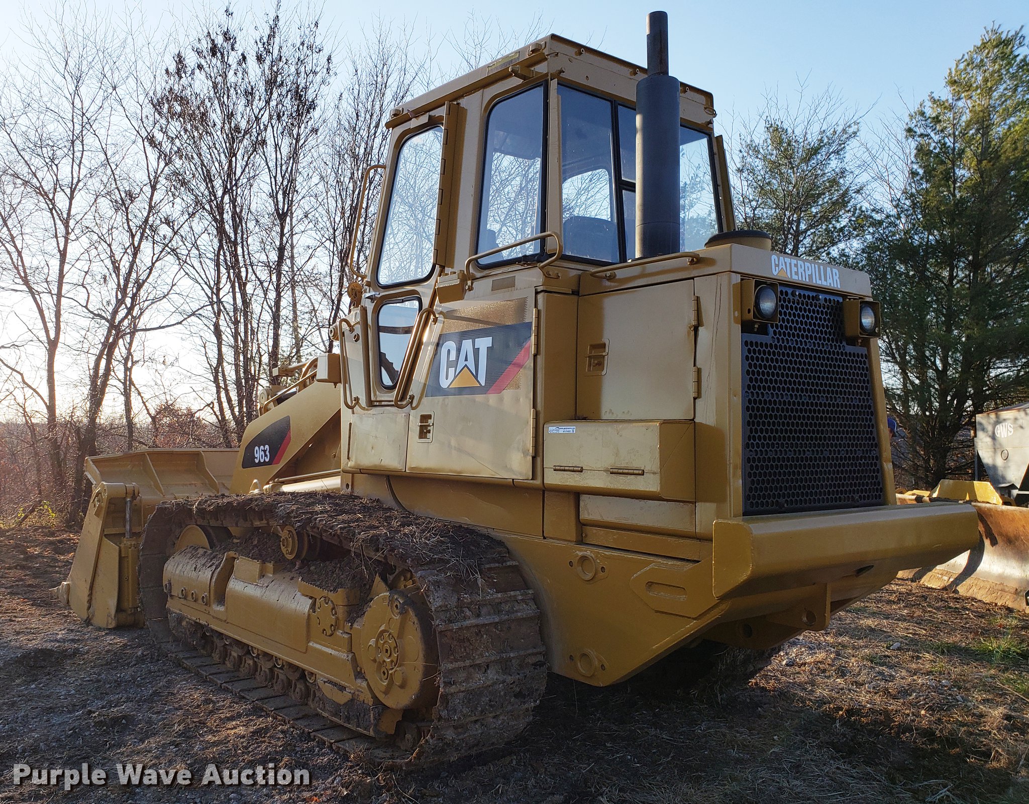 1986 Caterpillar 963 track loader in Dearborn, MO | Item AN9493 sold ...
