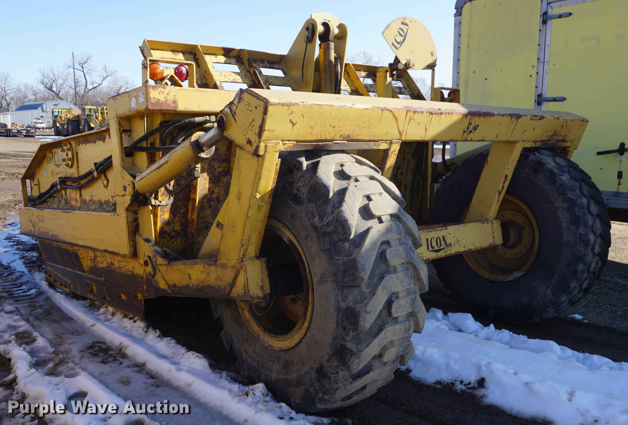Icon 15U conventional scraper in Wamego, KS | Item DF1657 sold | Purple ...