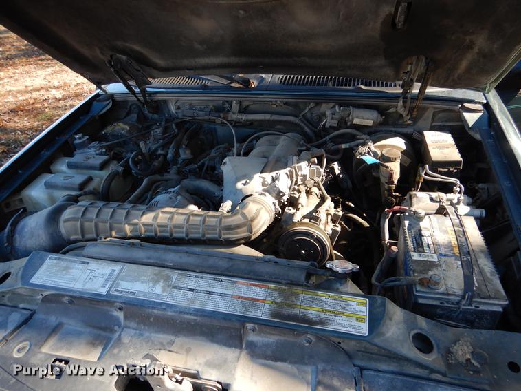 1995 Ford Explorer XLT SUV in Warrensburg, MO | Item DX9474 sold ...