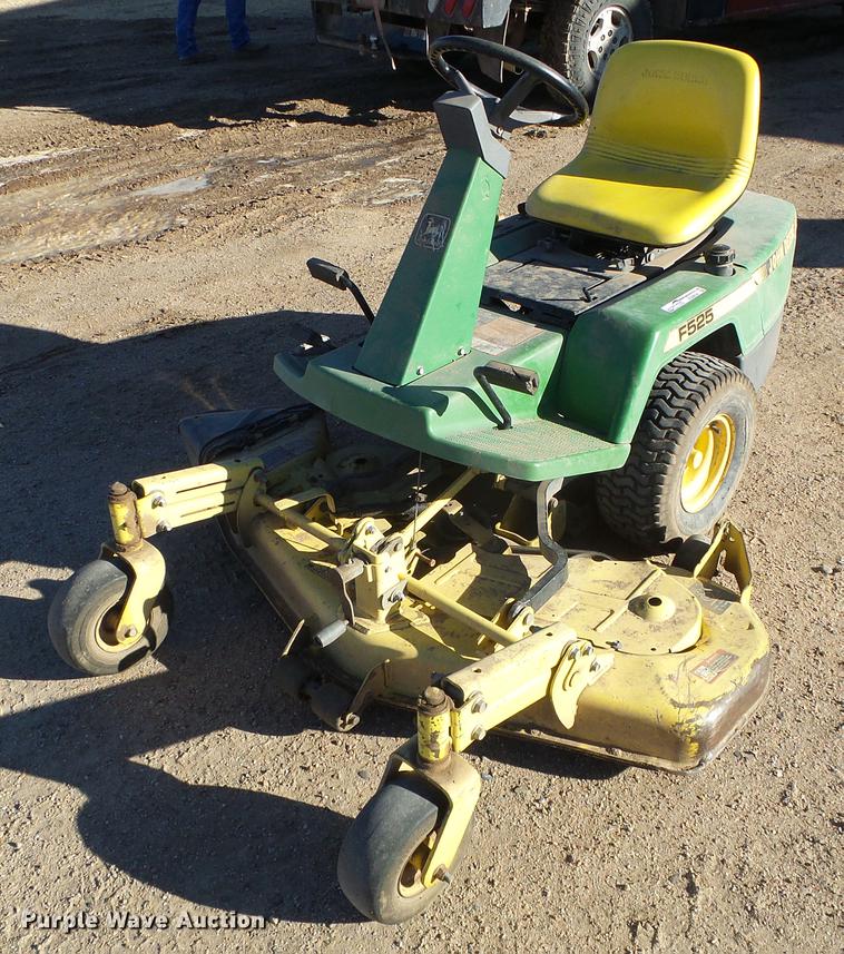 John Deere F525 ZTR lawn mower in Minneola, KS | Item EQ9034 sold ...