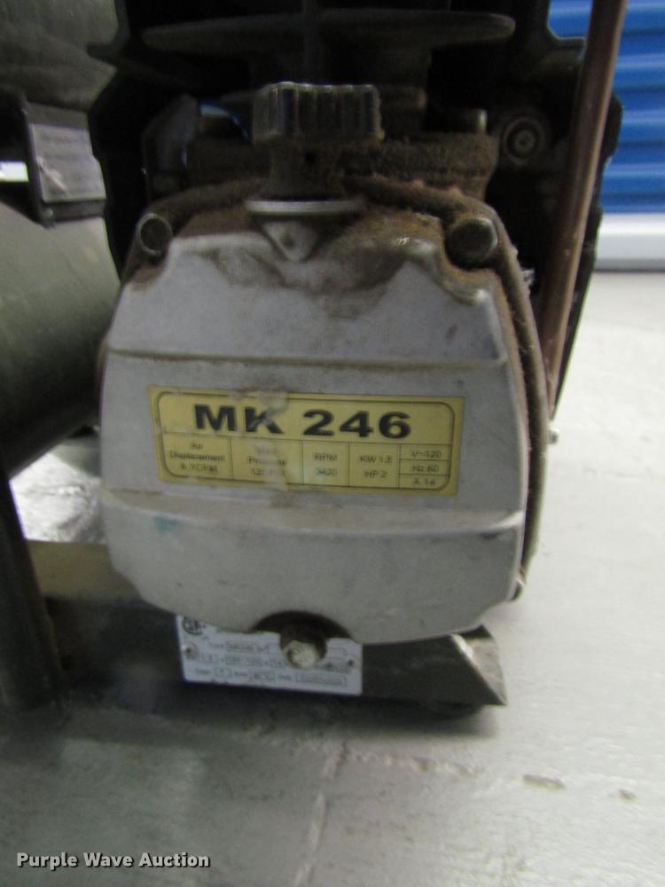 Bull Rol MK246 air compressor in Russell, KS | Item EH9352 sold ...