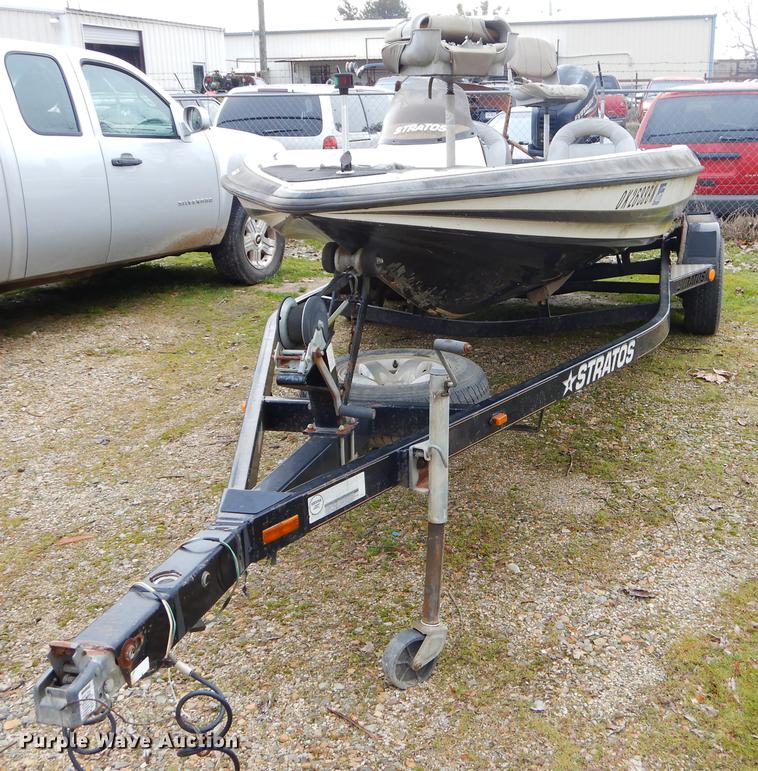1999 Stratos 285 Pro Elite boat and trailer in Antlers, OK | Item ...