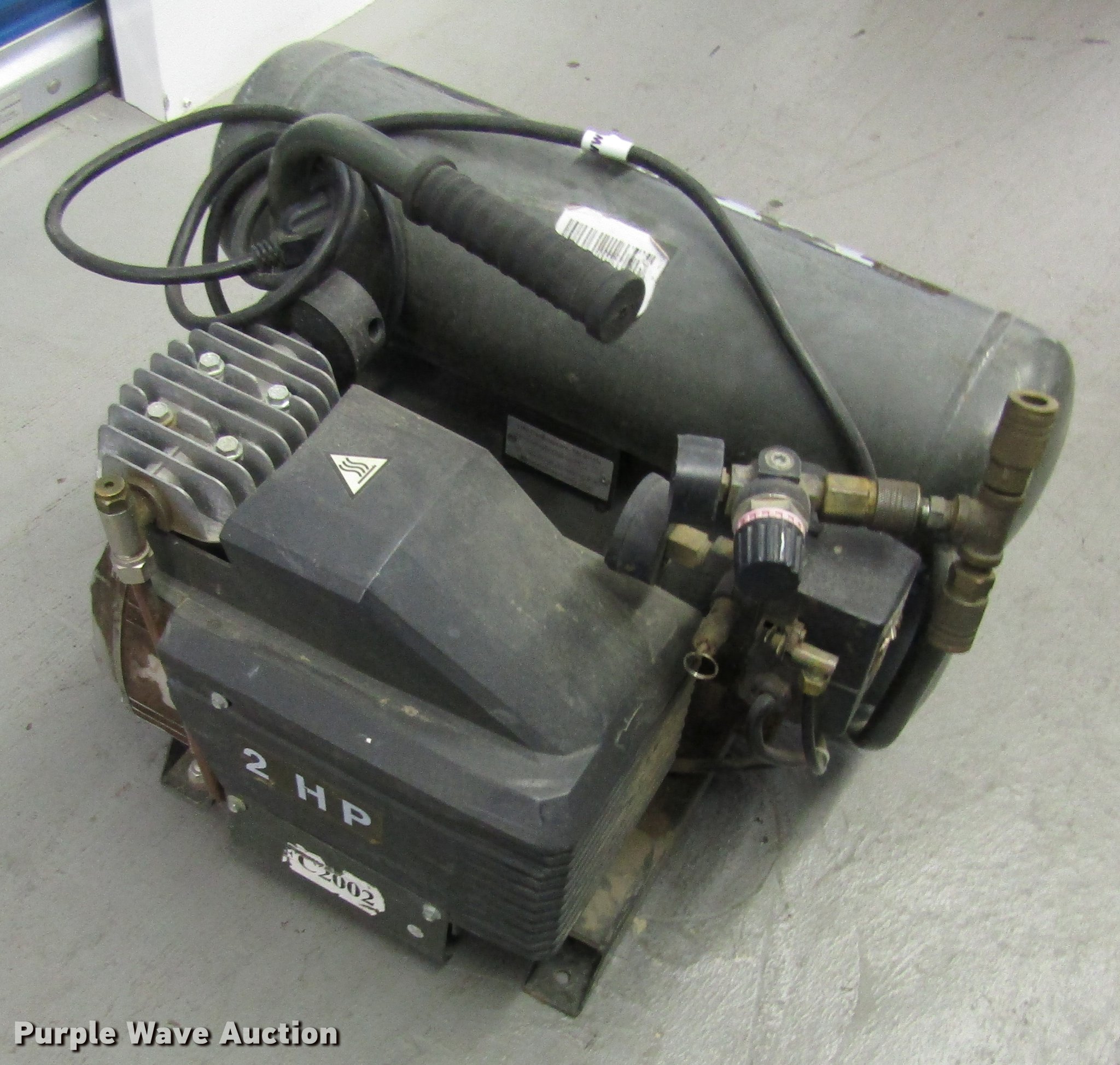 Bull Rol MK246 air compressor in Russell, KS | Item EH9352 sold ...