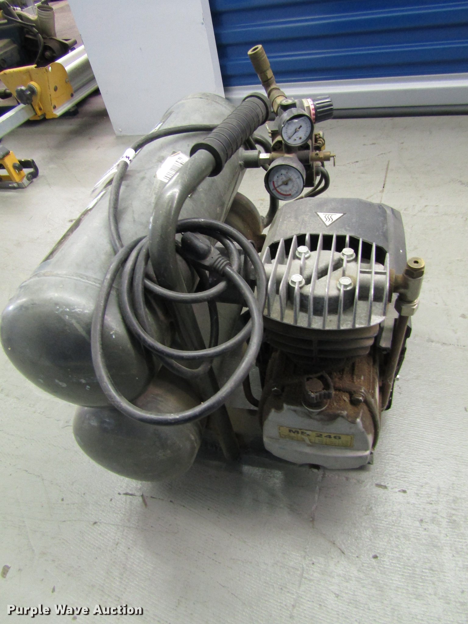 Bull Rol MK246 air compressor in Russell, KS | Item EH9352 sold ...