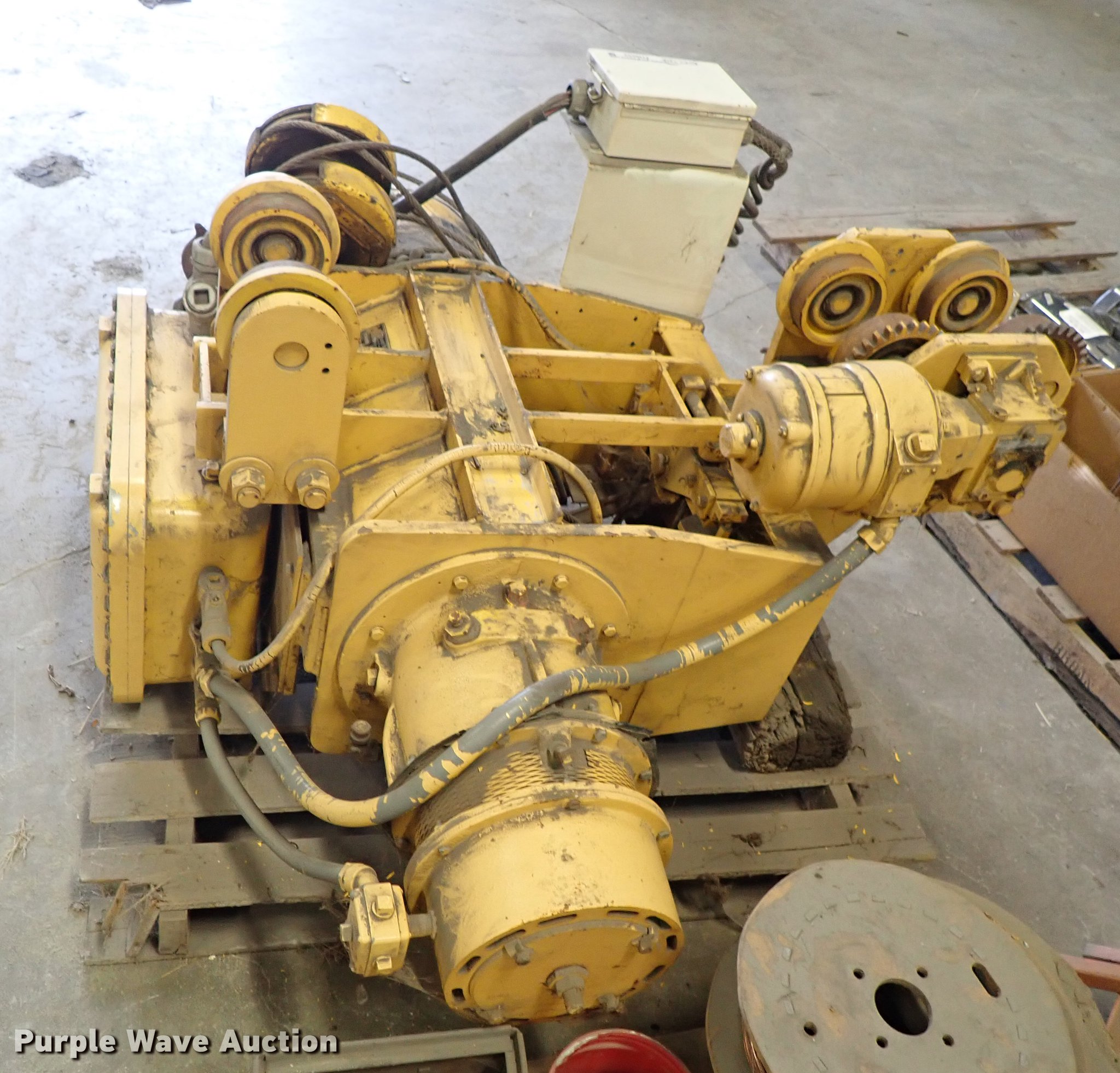 Shepard Niles overhead hoist in Halstead, KS | Item FH9522 sold ...
