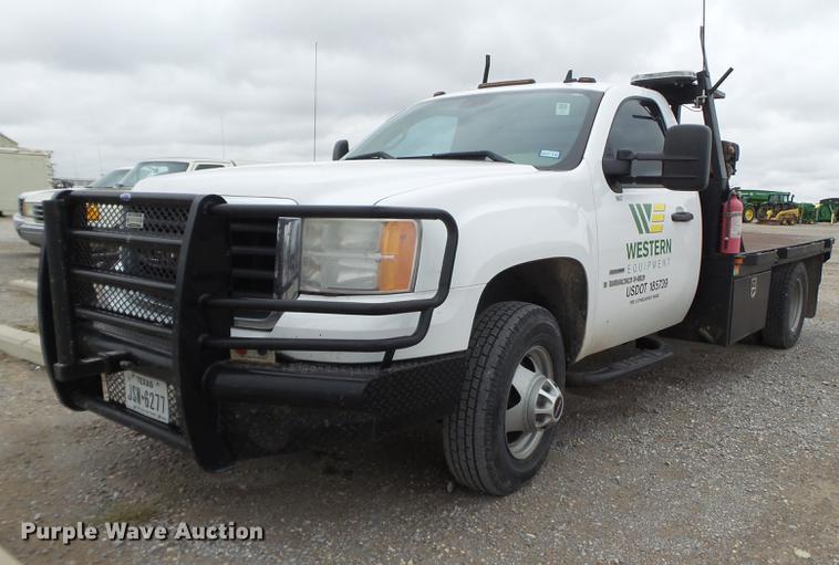 2008 GMC Sierra 3500HD flatbed pickup truck in Amarillo , TX | Item ...