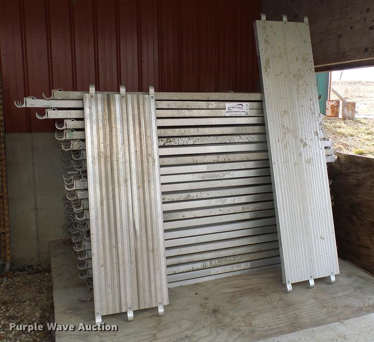 Universal Manufacturing scaffolding planks in Jefferson City, MO | Item ...