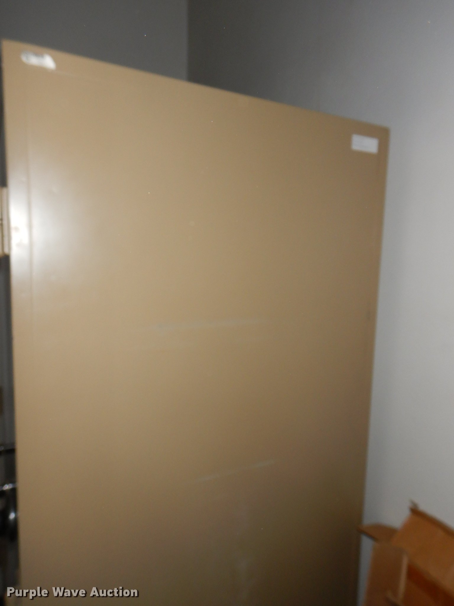 Shaw Walker safe in Manhattan, KS | Item EA9239 sold | Purple Wave