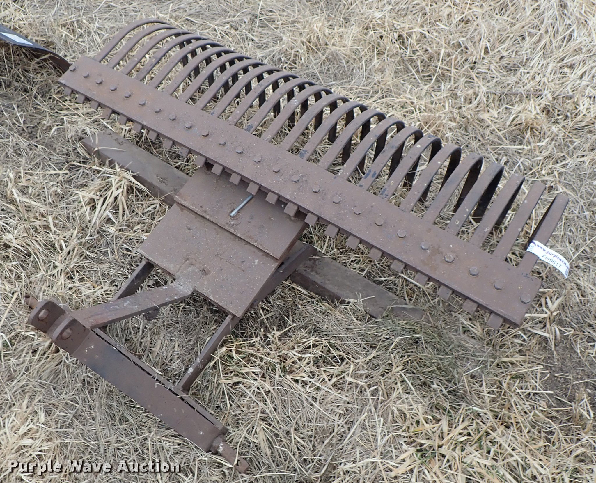 48"W landscape rake in McPherson, KS | Item FH9617 sold | Purple Wave