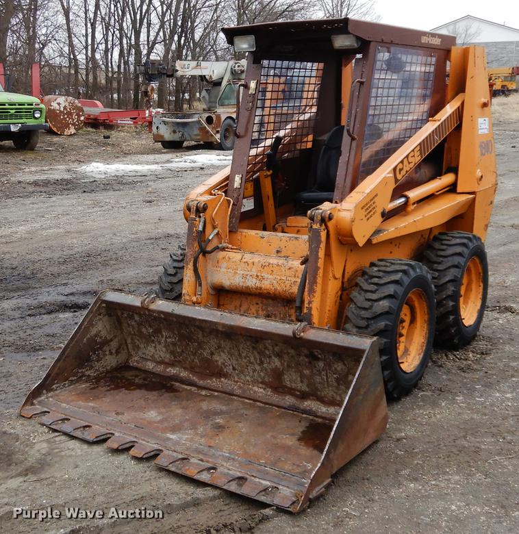 1989 Case 1840 skid steer in Bloomington, IL | Item DC8744 sold ...