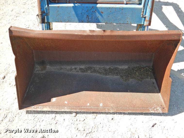 Ford 7109 loader in Lampasas, TX | Item DF2521 sold | Purple Wave